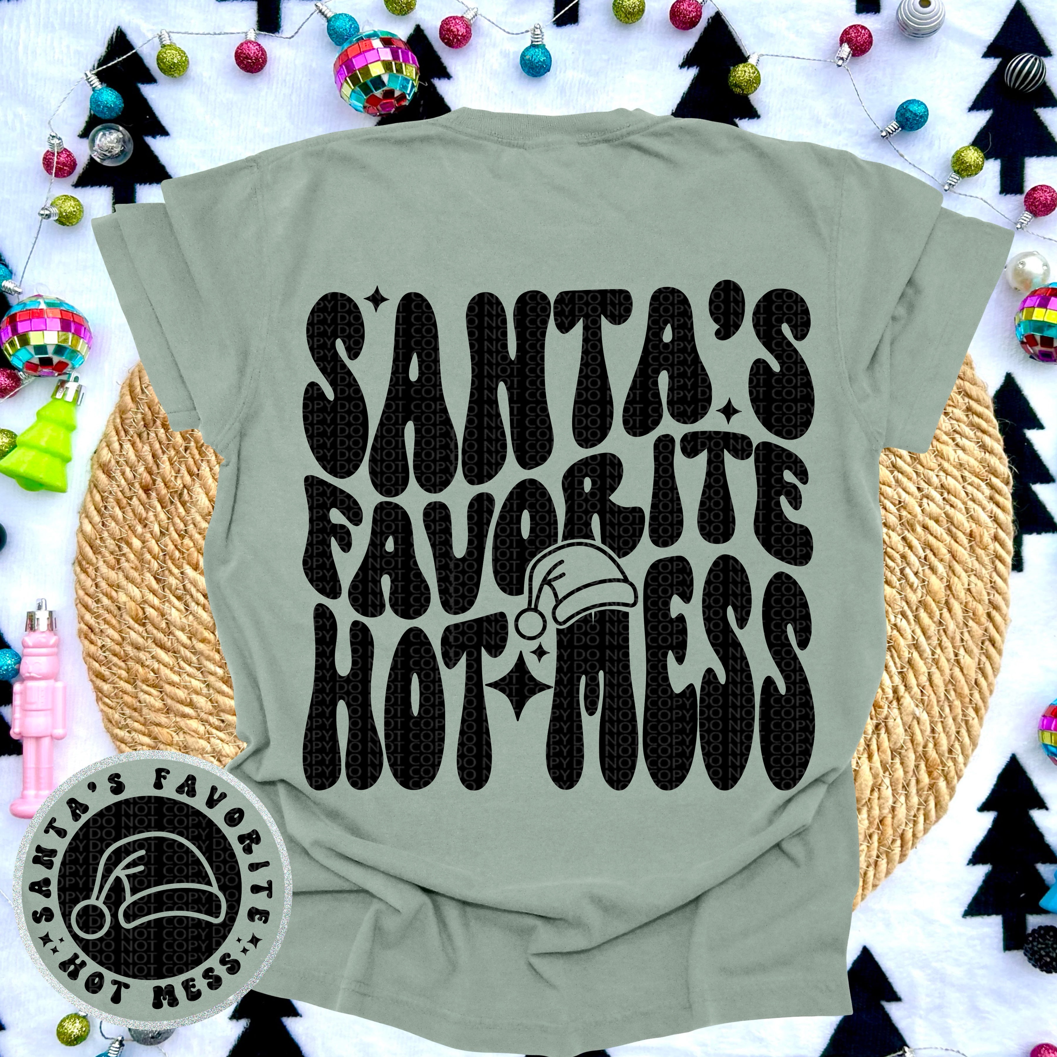 Santa’s Favorite Hot Mess-DTF – ABIDesignstore